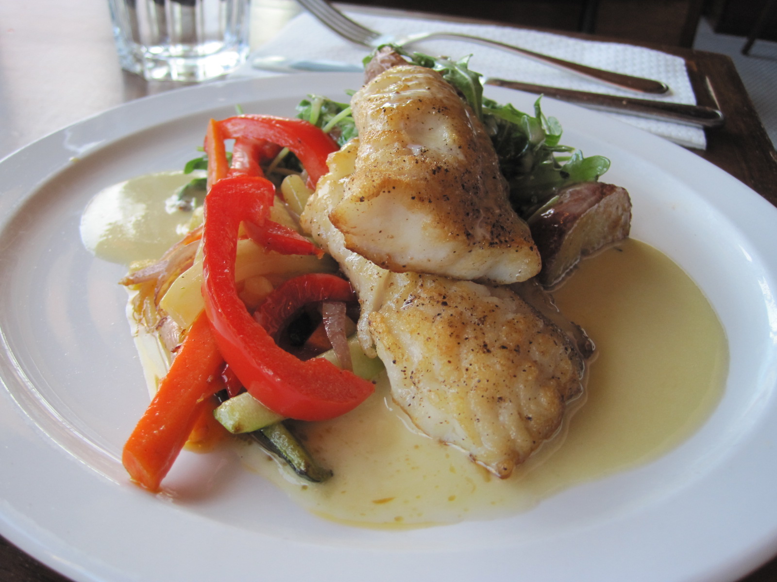 Dishing on the 604: Les Faux Bourgeois - French Food That's Worth It