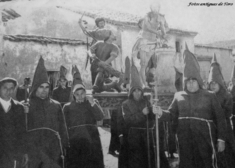 Fotos Antiguas de Toro: La Semana Santa de Toro