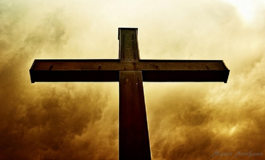 1. Sem a cruz, a bíblia é apenas mais um livro de “pura” história.