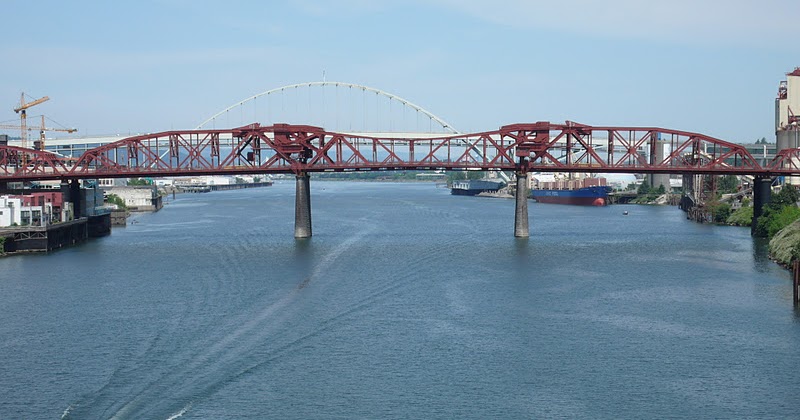 Bridge of the Week: Portland's Bridges: Broadway Bridge