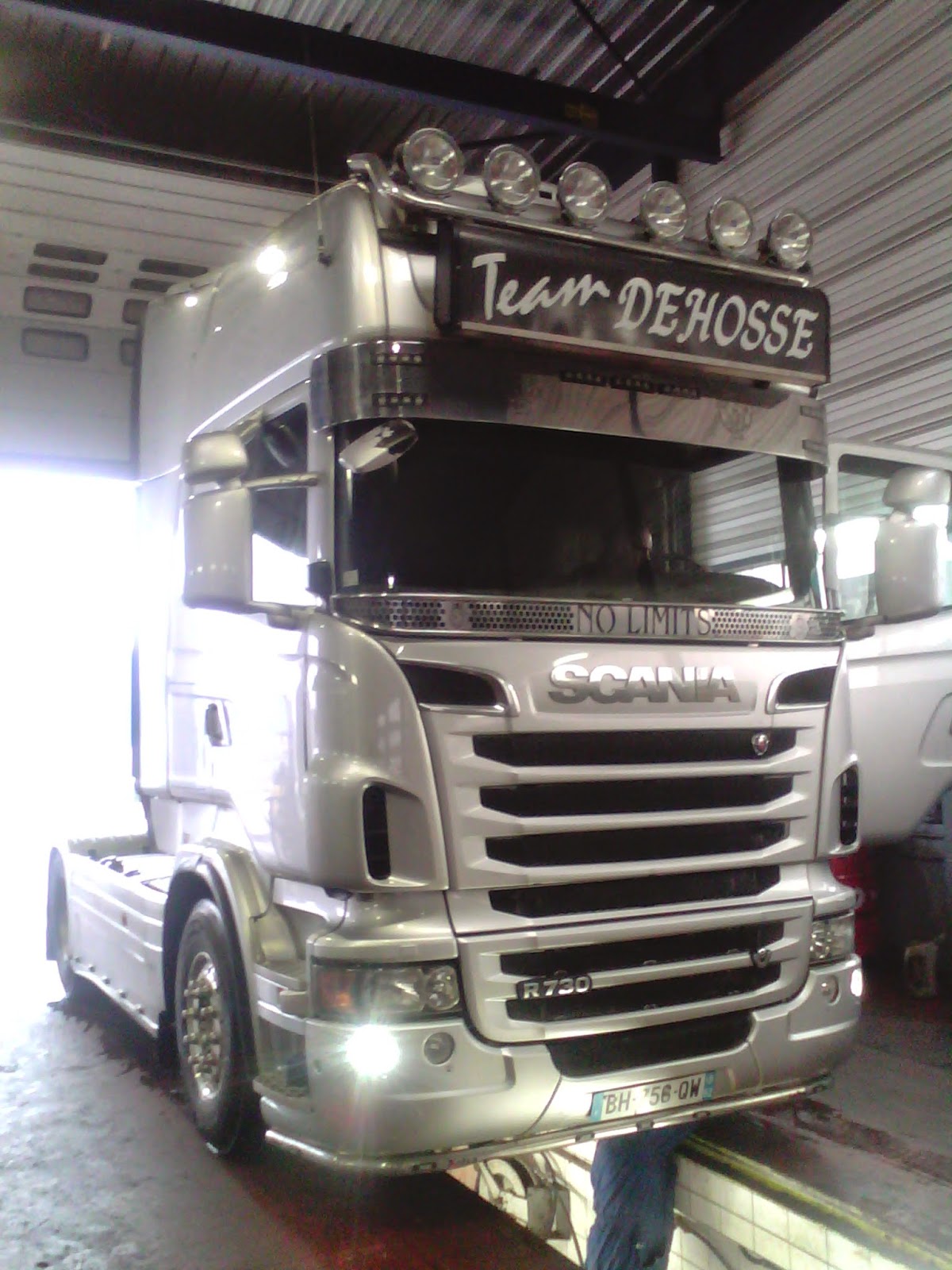 Mes passions sur les Alfa Romeo, Scania,....: Scania R 730 v8