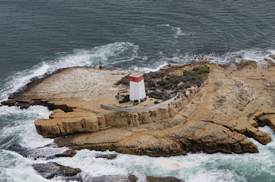 On The Convict Trail: Iron Pot Lighthouse