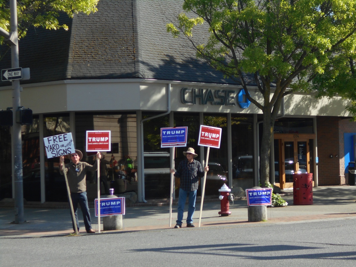 Editorials from Theslowlane: Trump signs mixing uncomfortably into the ...