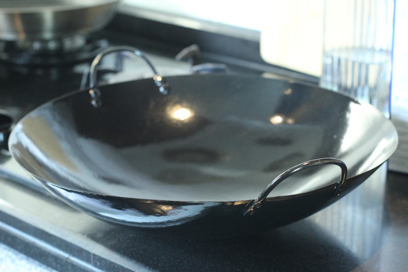 e_ting: How to season a new wok - Things mom taught (and things I learned)