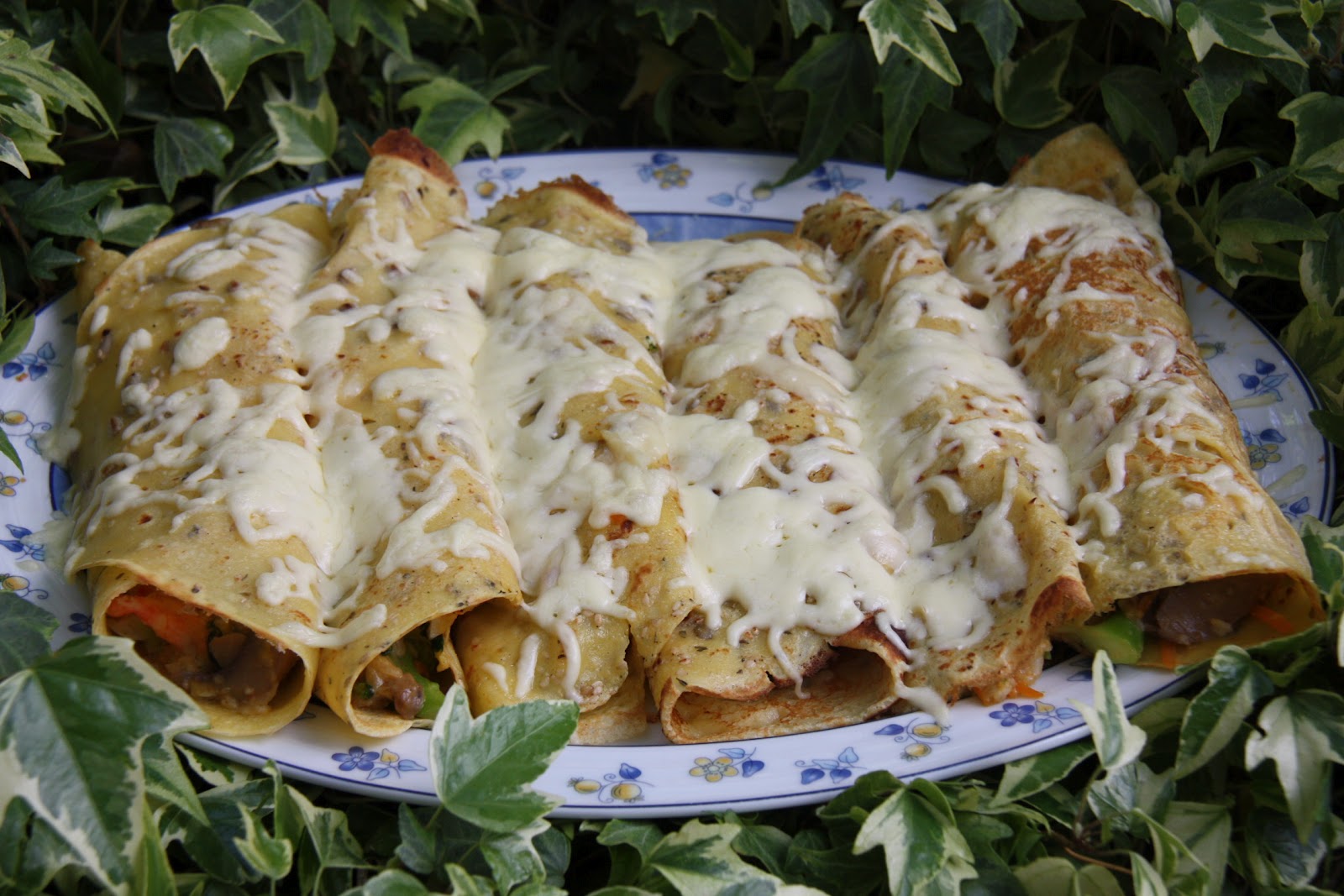 Tentações sobre a Mesa: Crepes Recheados com frutos do Mar