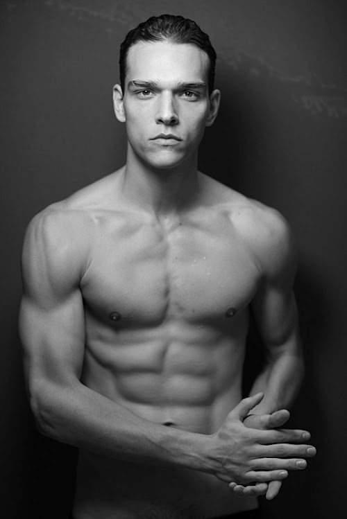 Alexandre Cunha | Daily Hunk