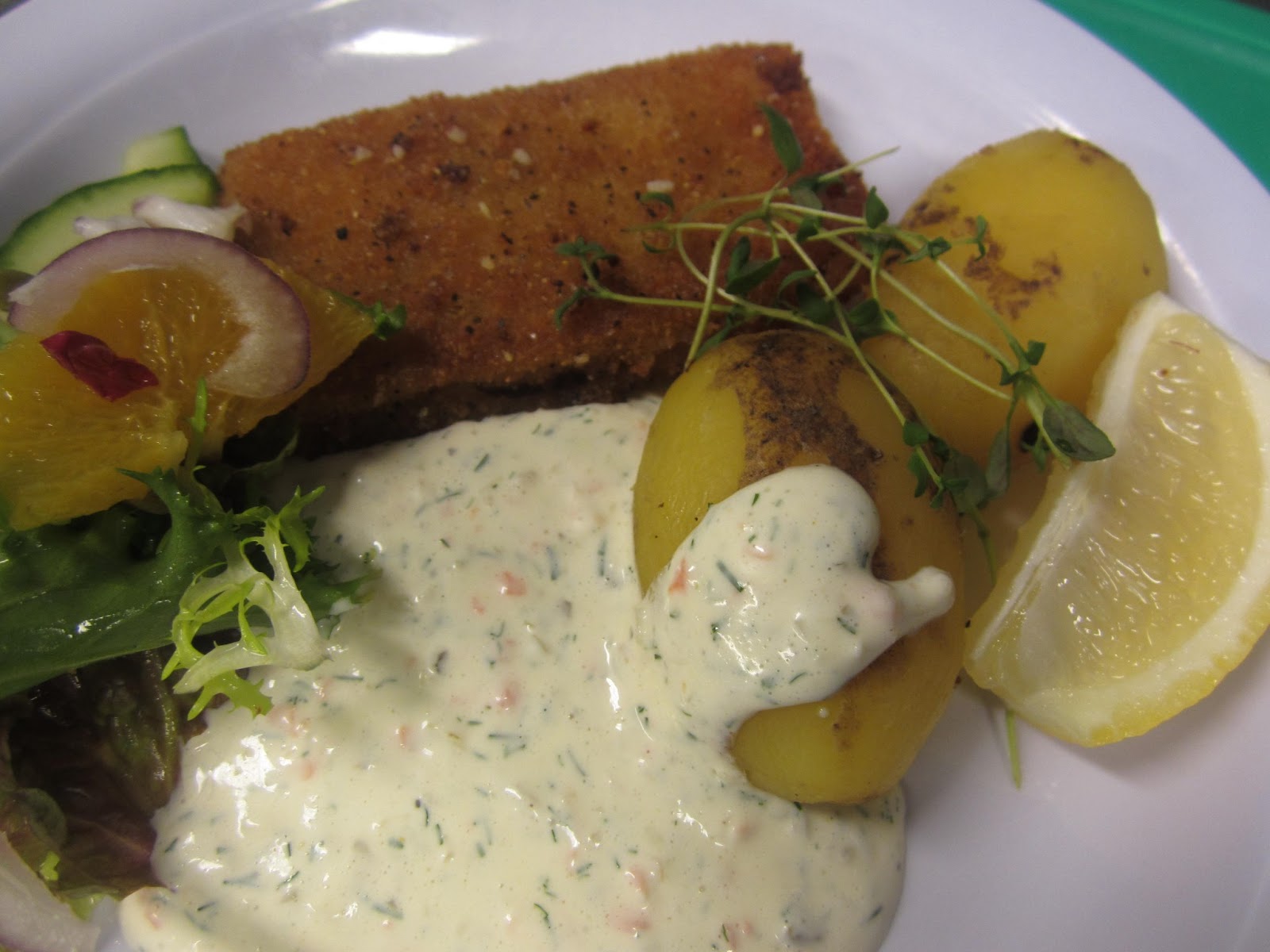 Skövdes skolmatsblogg-Eriksdalskolan: Stekt kummelfilé med remouladsås