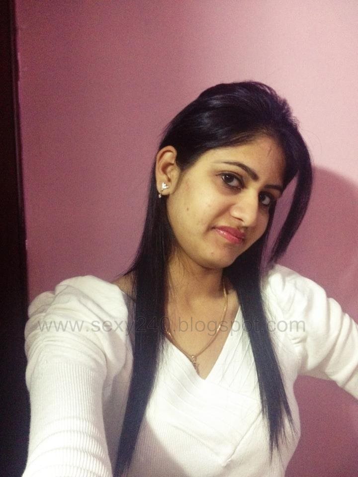 Sexy240 Hot And Sexy Indian Super Cute Girl Images