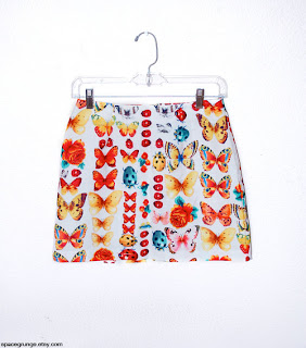 Salem Lighthouse: 90's vintage