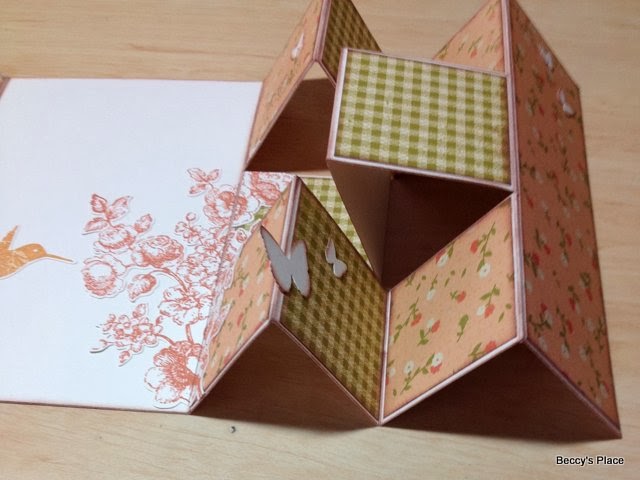 Beccy's Place: Tutorial: Double Shutter Card (aka Double Display Card)