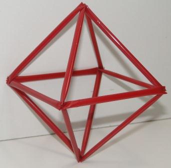 Poliedros de Canudos: O Octaedro Regular