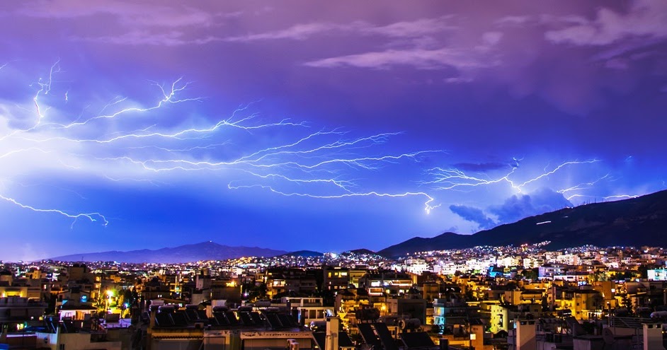 ¿Cómo se forma un rayo? "Descubren fenómenos inusuales" que van en ...