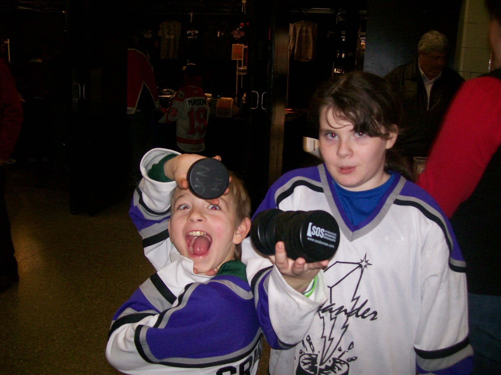 Syracuse Hockey Mom's Network: Raise Big Bucks with Chuck A Puck!