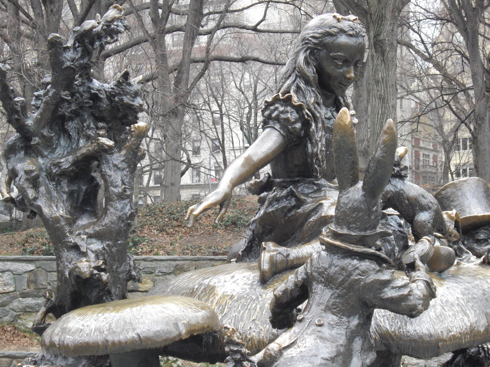 And the mome raths, outgrabe.: Long time, no blog.