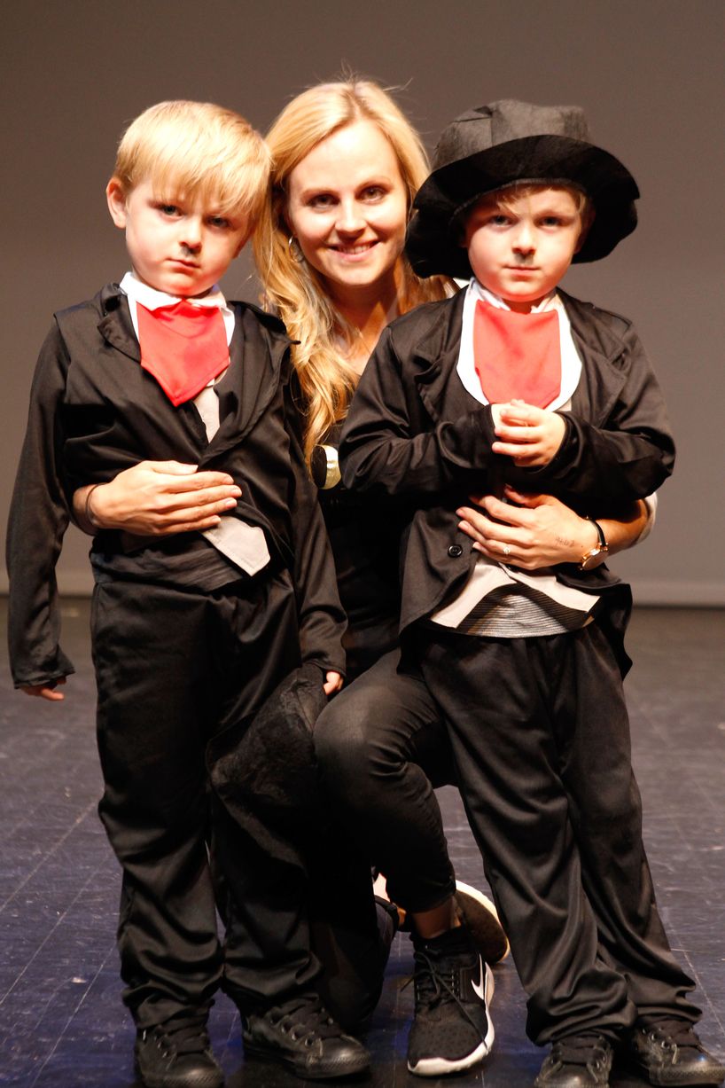 Coronation Street Blog: Tina O'Brien's Drama MOB supplies Corrie's ...