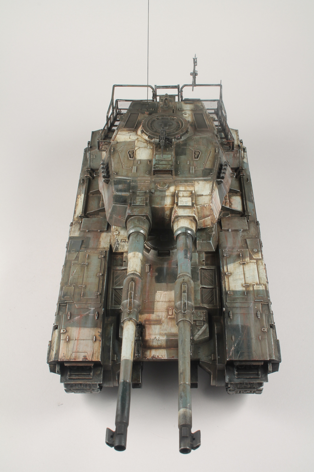 Bandai hobby e.f.g.f. m61a5 main battle tank 1/35 - uc hard graph ...