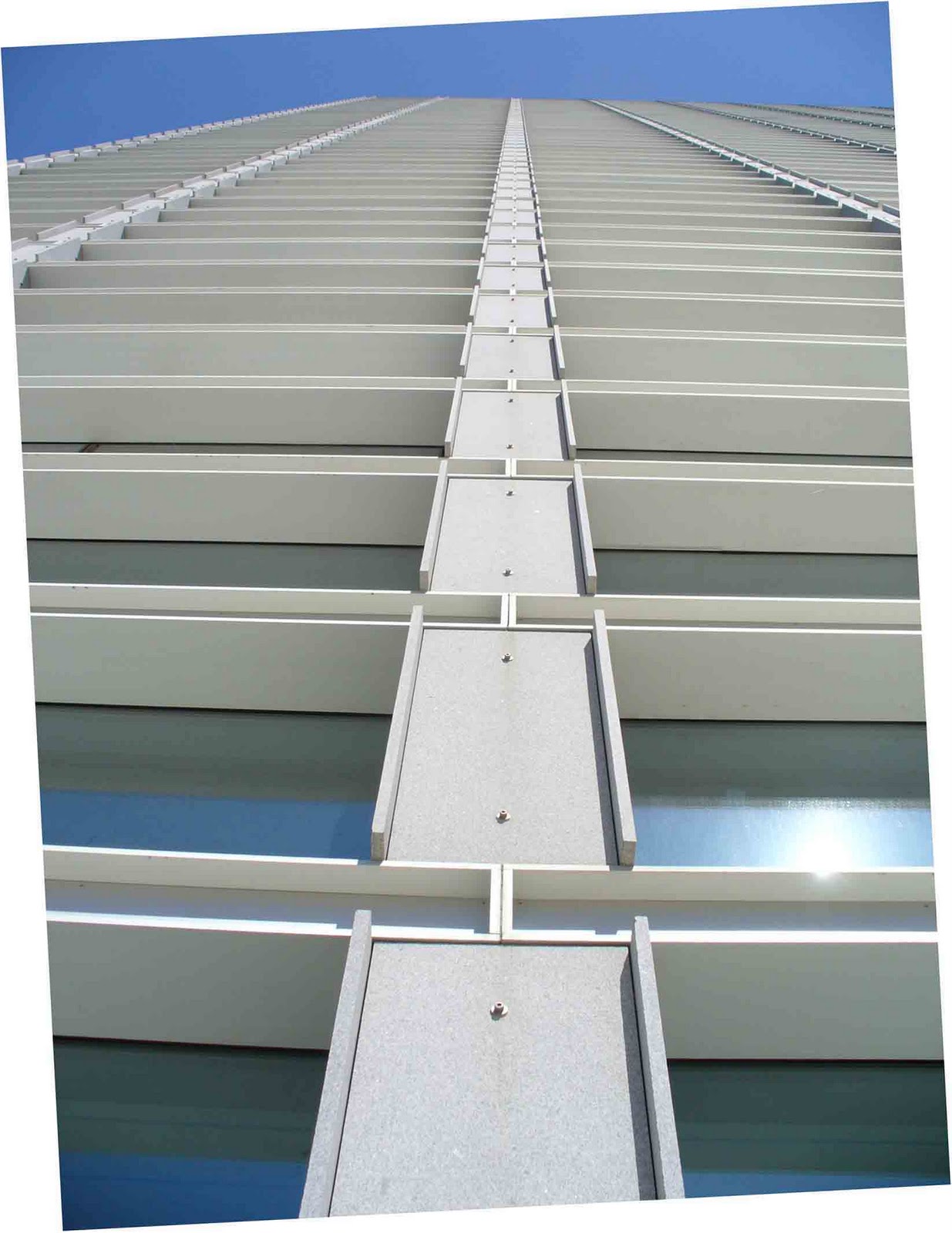 The View from Madrid: Souto de Moura's Burgo Tower