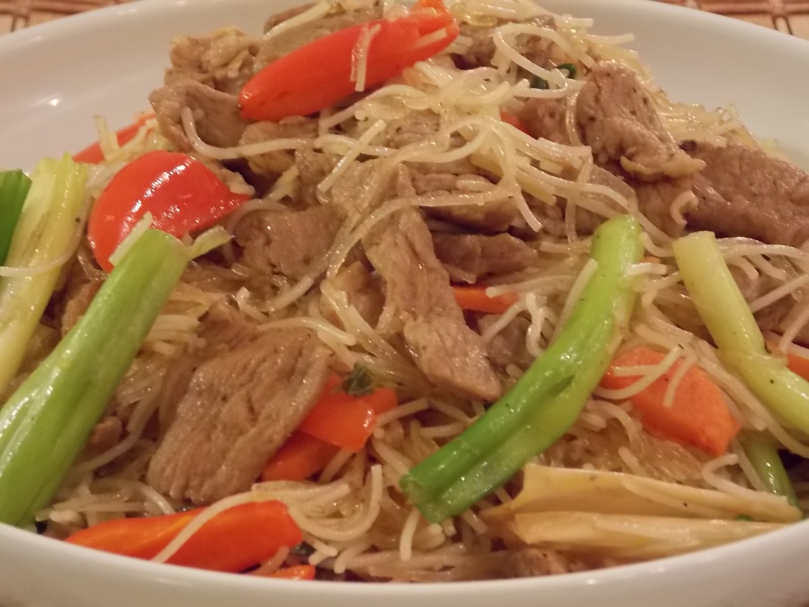 Stir-Fry LEMON GRASS PORK with GLASS NOODLES n BEE HOON