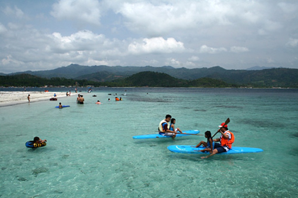 Beautifull Mutun Beach and Island Tangkil Lampung ~ TRIP AREA