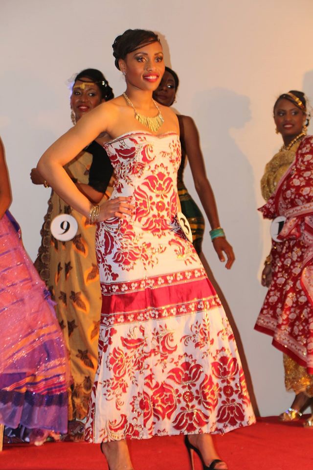 Nasra Abdou Houmadi élue Miss Comores France 2015 | HabarizaComores.com ...