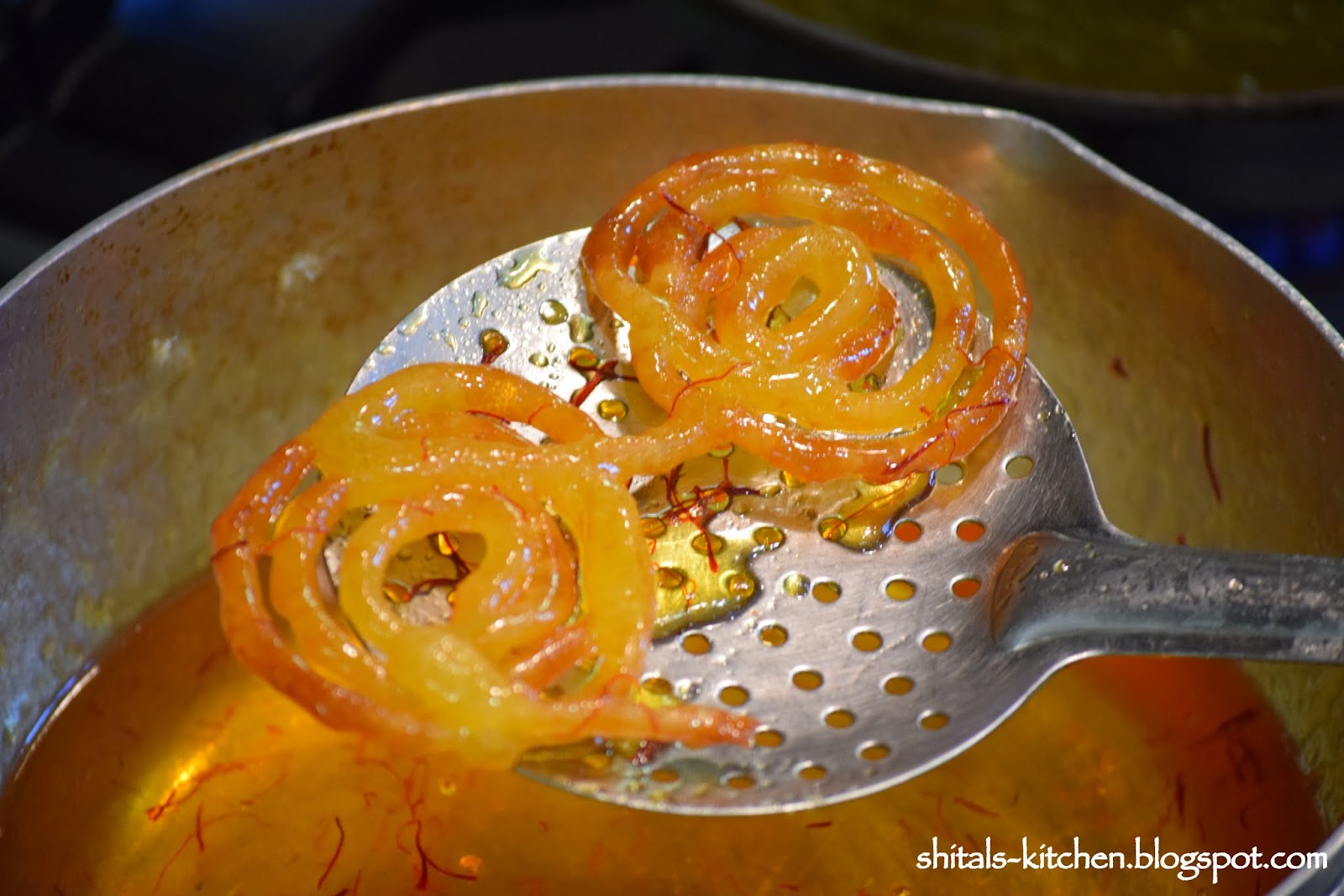 Shital's-Kitchen: Jalebi/ Chocolate Jalebi/Chocolebi