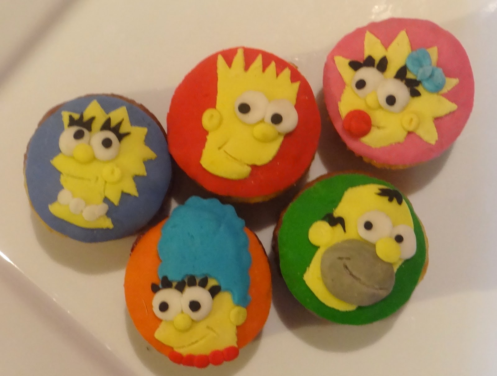 arantza's cupcakes: cupcakes Simpson