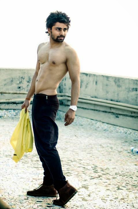 Dare to bare : Hot Indian TV Actors : Shravan Reddy