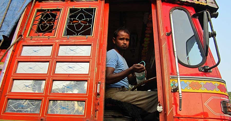 Stock Pictures: Truck Drivers in India