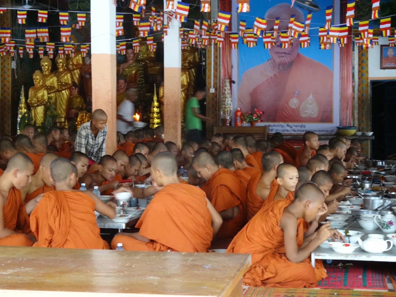 lakepurity: Day 14, Cambodia, Chiso Temple사찰 탐방, Tuol Sleng Genocide ...