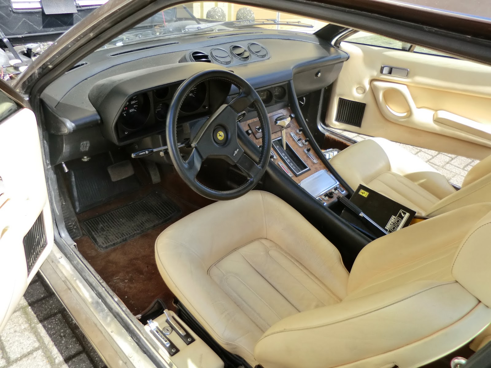 Ferrari 400: The Hunt Part XIV - Ferrari 400i - Panasonic RM-710