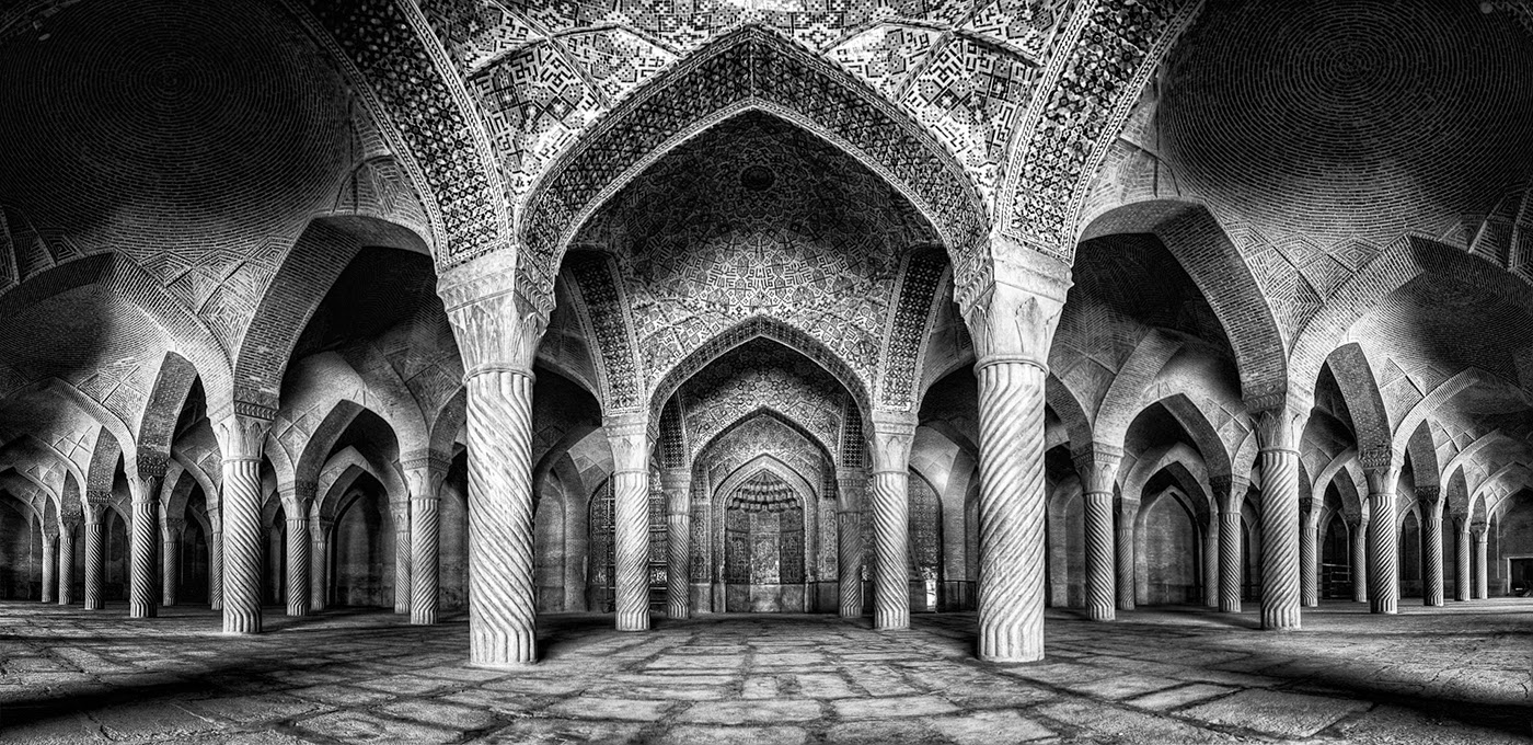 Exploriment: Panoramic Photos of the Sacred Geometry of Iran’s Mosques