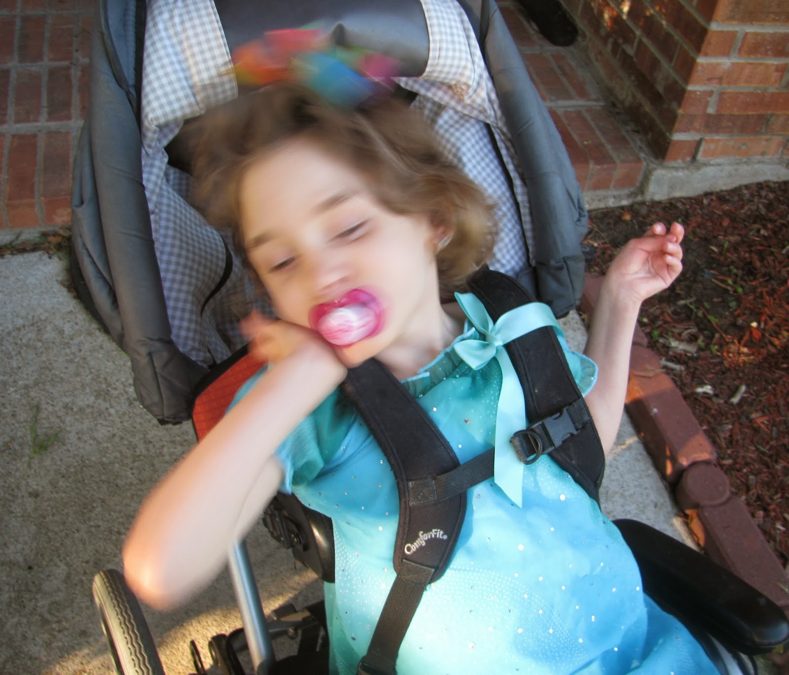 Life With Elise: "Quit Hitting Yourself!"