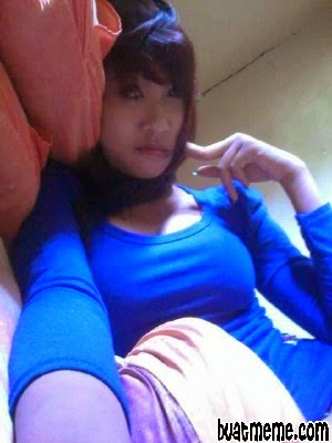 Janda Muda Imut: Cabe cabean foto Selfie Bikin Sange