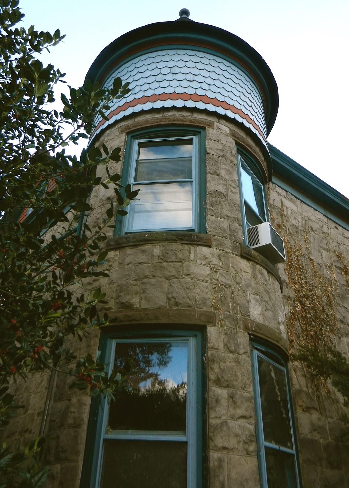 Knickerbocker Style & Design: Victorian Towers and Turrets