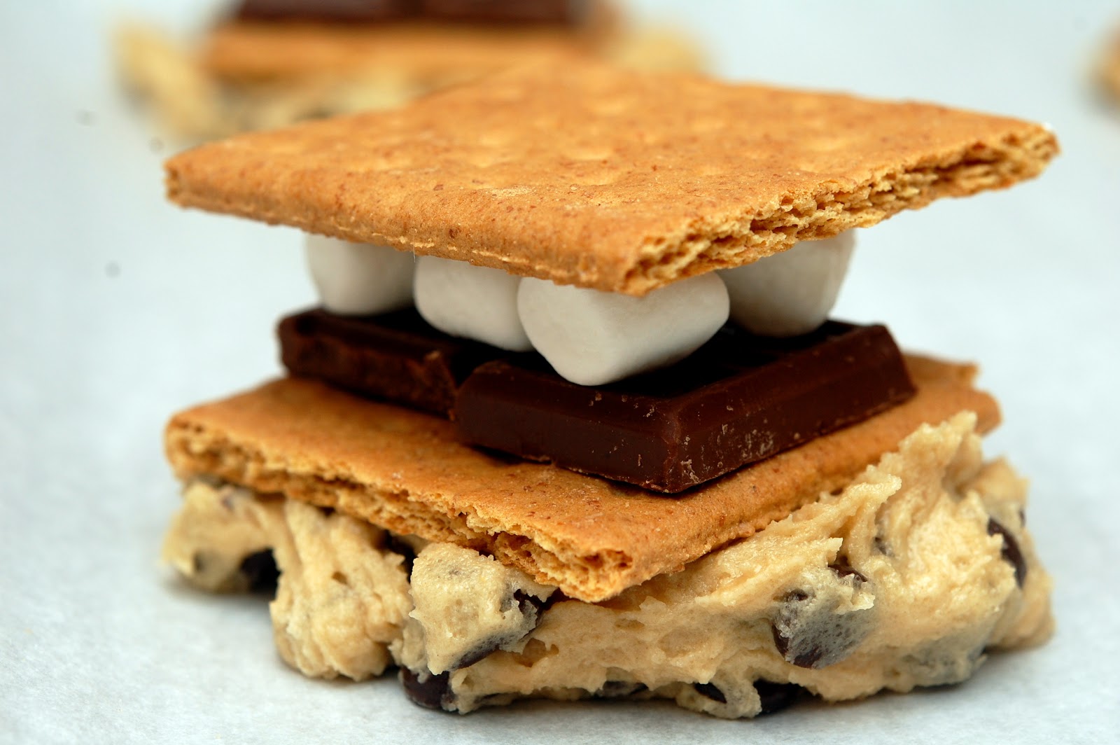 S'MORES STUFFED CHOCOLATE CHIP COOKIES....COMPLETELY OVERSIZED! - Hugs ...