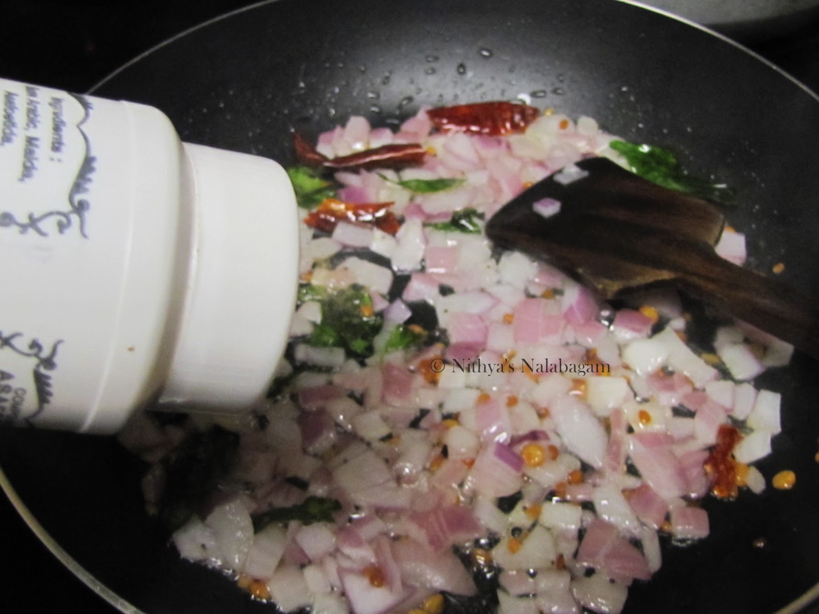 Kathirikkai Poriyal | Brinjal Poriyal |Nithya's Nalabagam