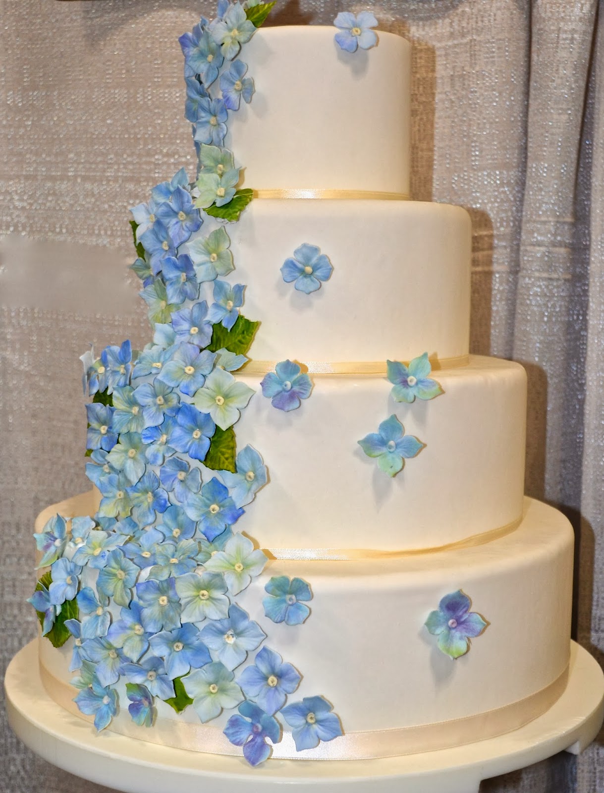 Is Gluten Your Kryptonite?: WEDDING CAKE TRENDS 2014