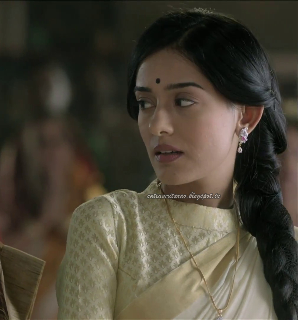 Cute Amrita Rao: Amrita rao snapshot from her new tv show meri awaaz hi meri pehchaan hai on &tv