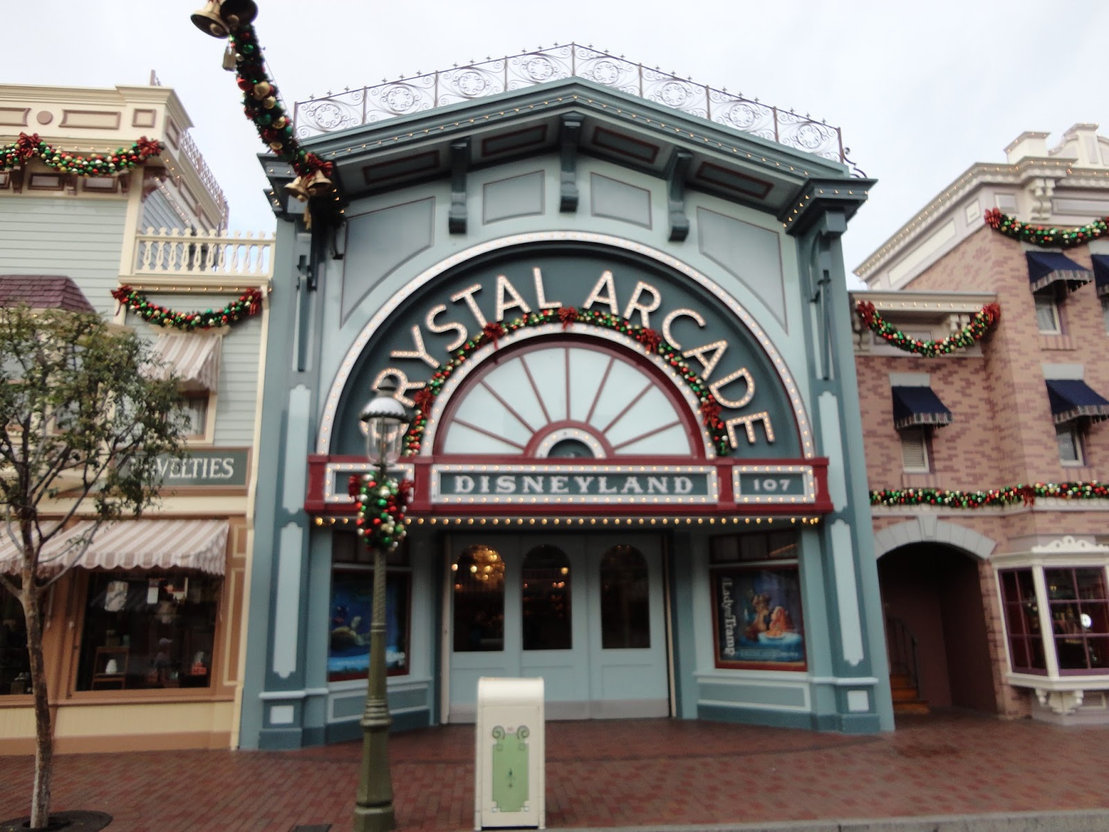 Disneyland: Main Street Crystal Arcade