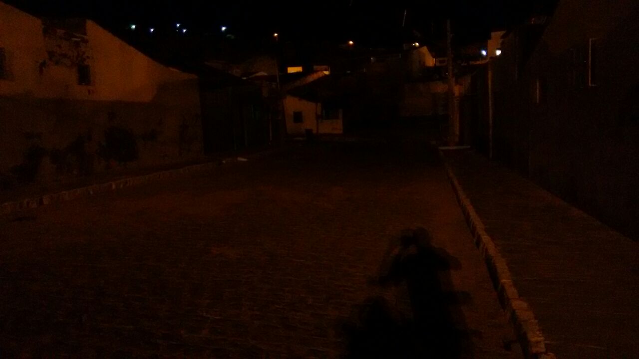 Jataúba News : Moradores reclamam de ruas às escuras em Jataúba.