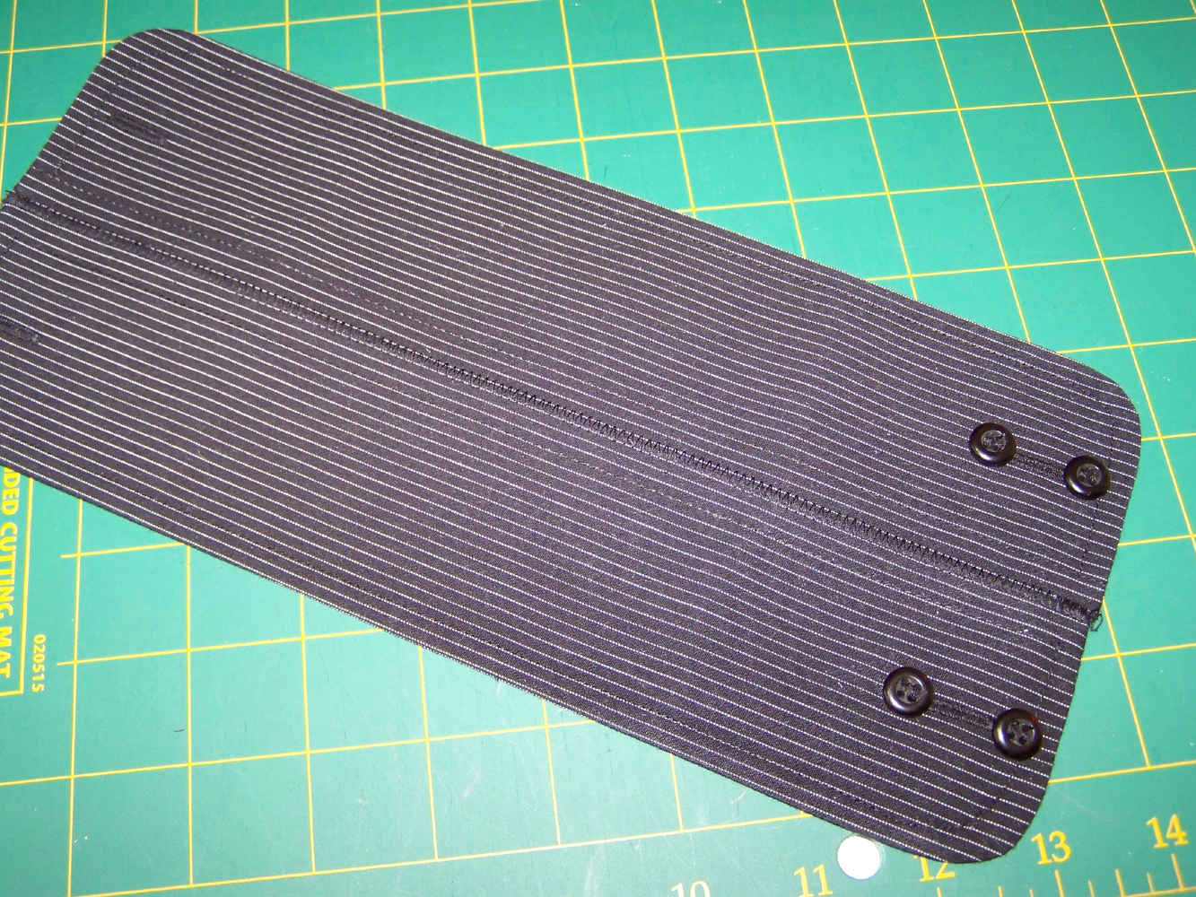 Craft tutorial - Coffee Plunger Cuff made from dress shirt