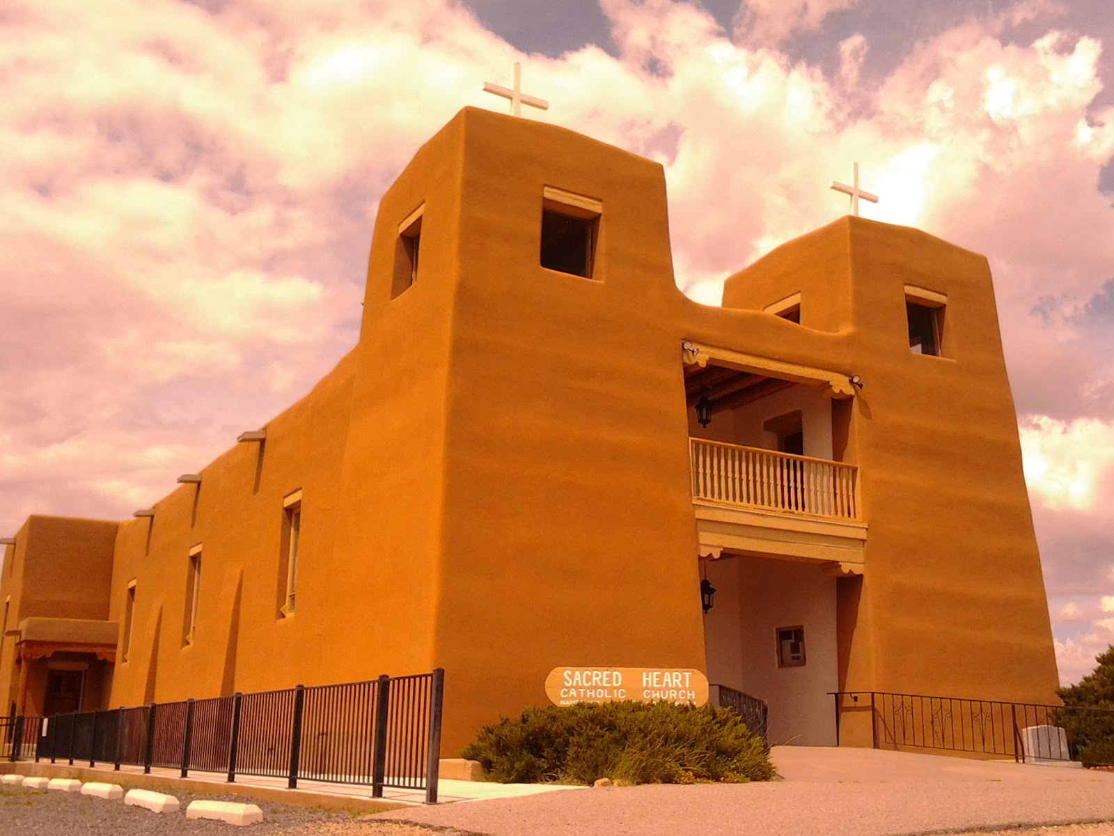 Homer and Betty + 3 North to Alaska