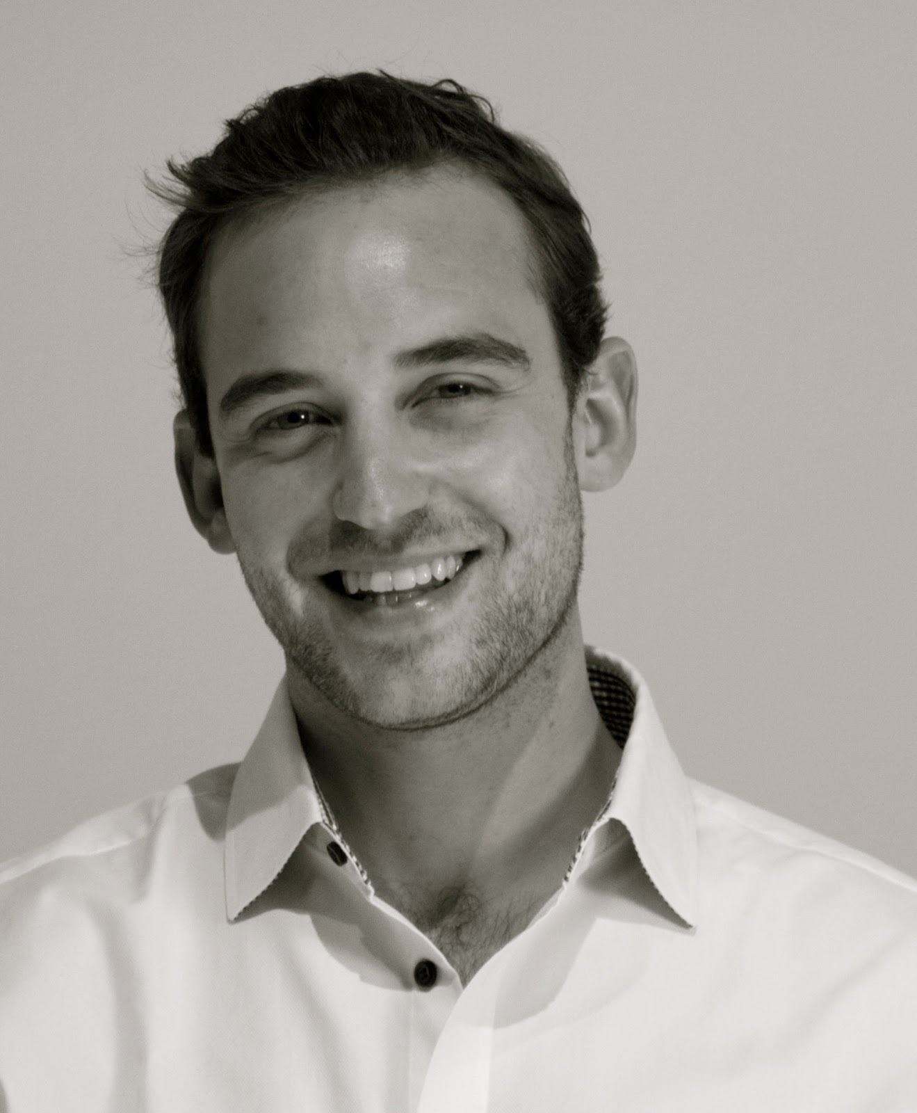 Maldición Poeta: Leyendo en estos días (Histórico)