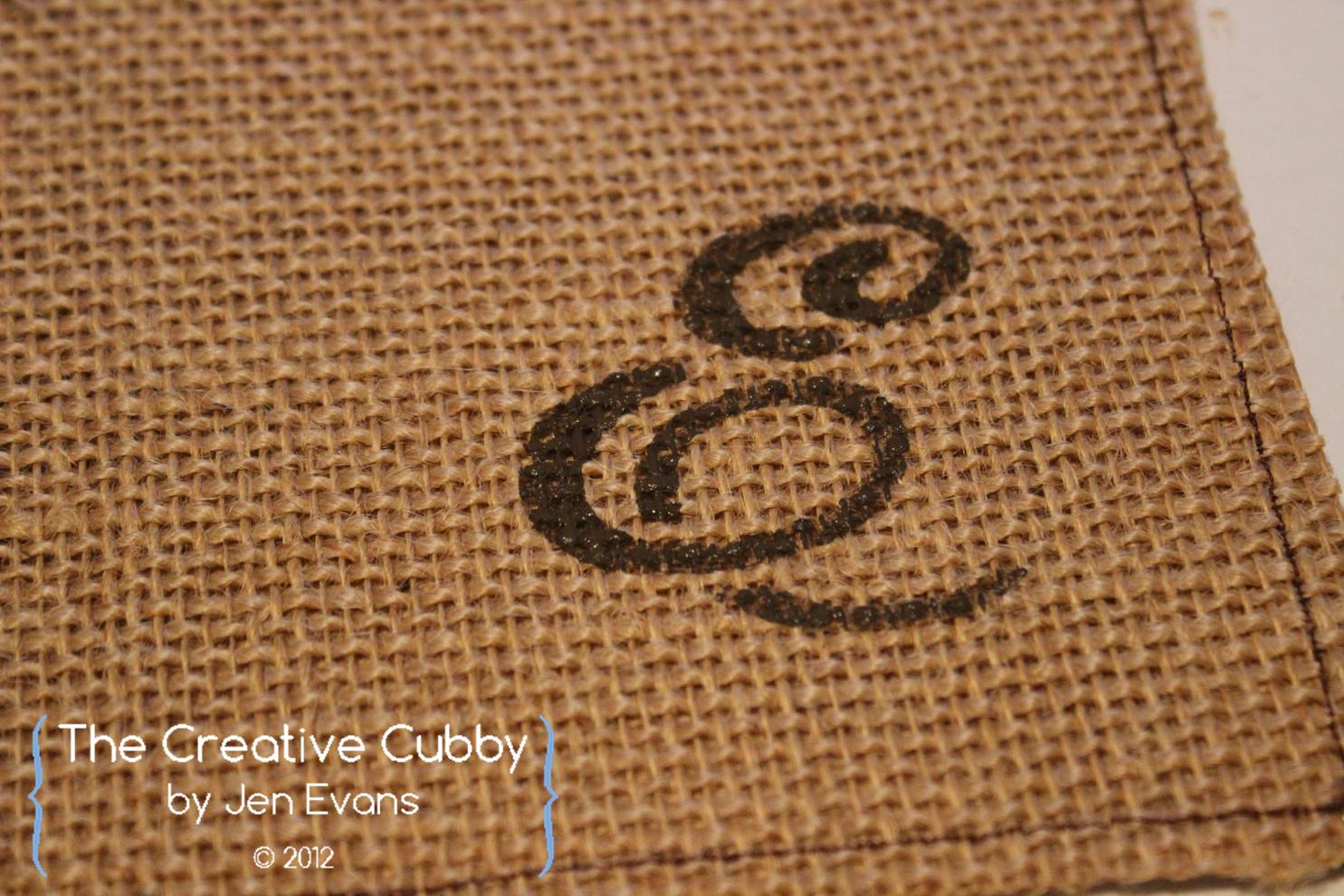 The Creative Cubby: Monogram Burlap Placemats
