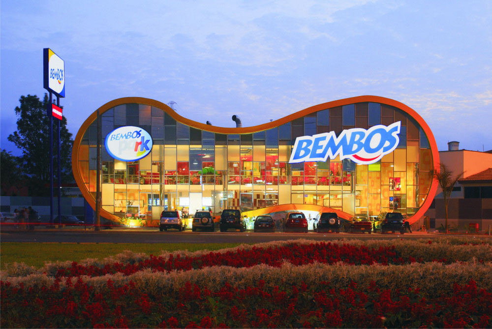 La Cuarta Córnea: Bembos