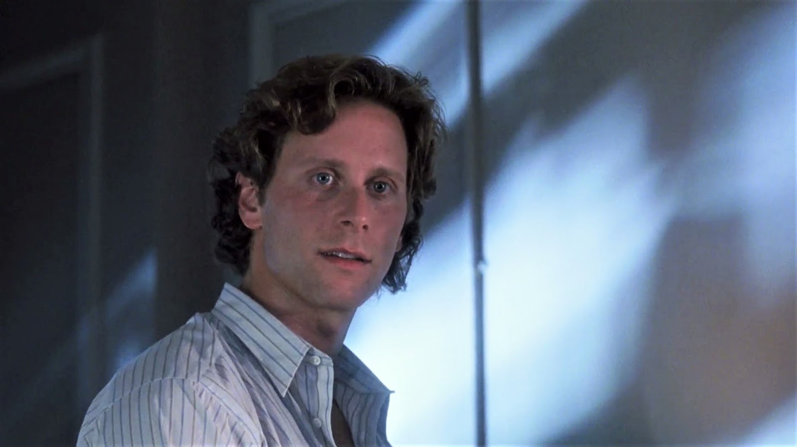 DREAMS ARE WHAT LE CINEMA IS FOR...: SINGLE WHITE FEMALE 1992