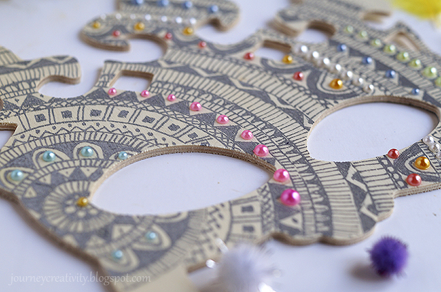 Mandala mask - Journey into Creativity