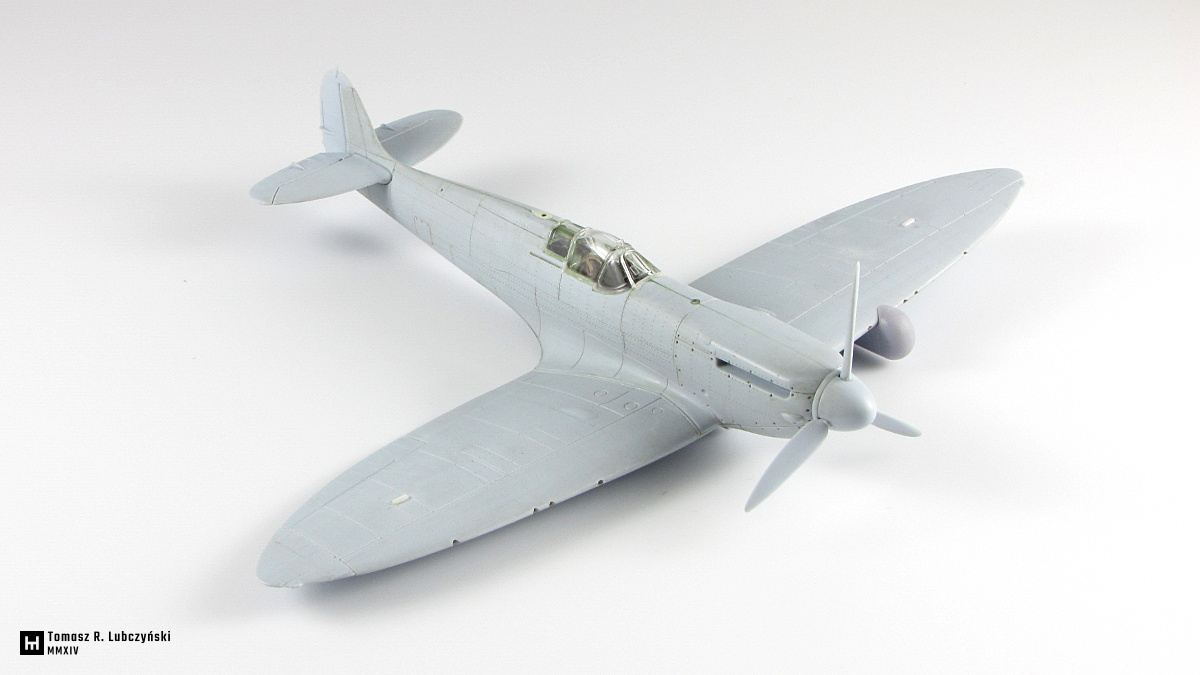 Modellair: Long range Spitfire