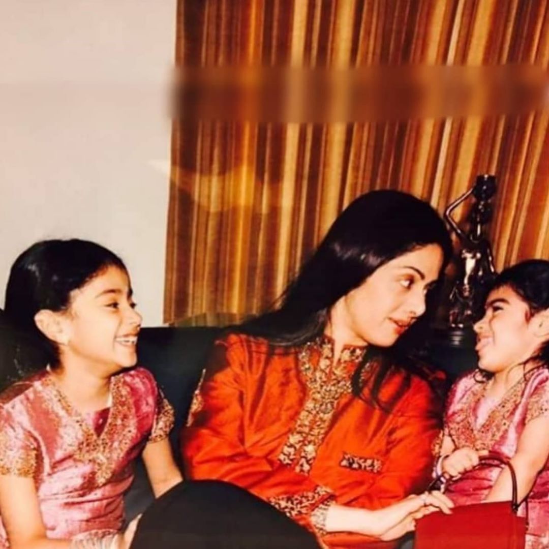 Sridevi: TBT: Sridevi at an event with her kids