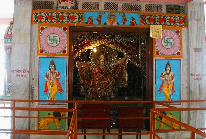Indian Temples: Chandi Devi Temple